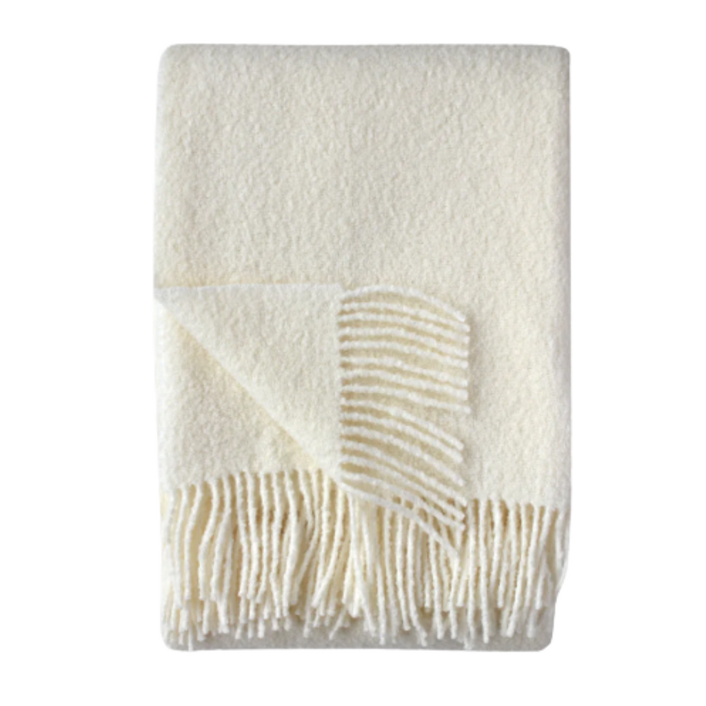 Ivory Boucle Throw – Jacaranda Tree & Co