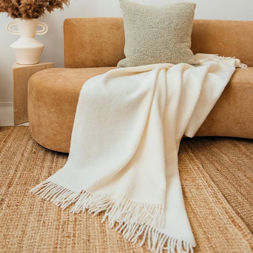 Baldwin Ivory Boucle Wool Blend Throw – Jacaranda Tree & Co